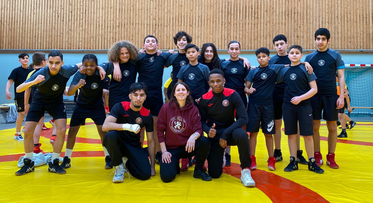 15 médailles et deux équipes qualifiées aux France – Site Internet du ...