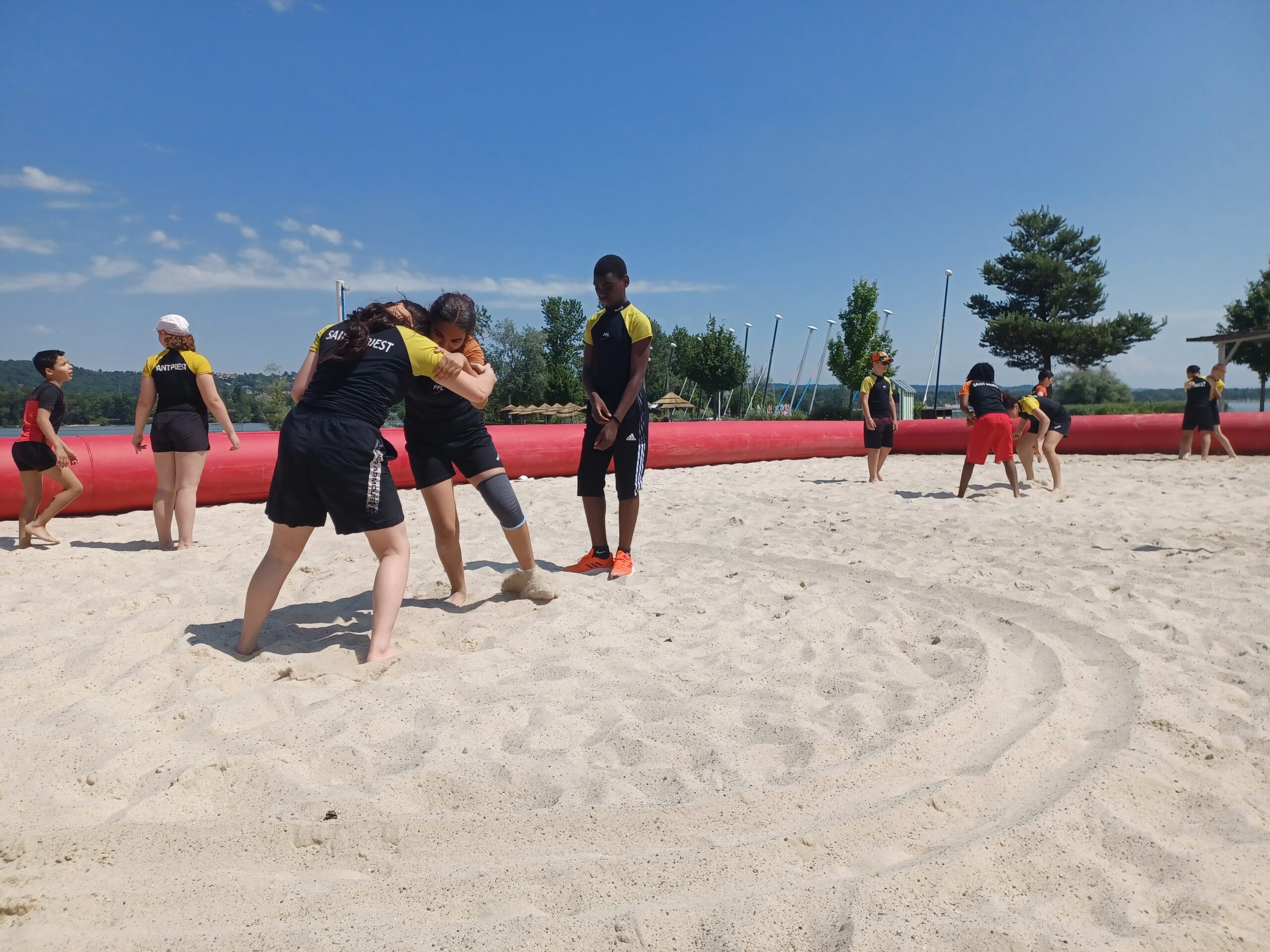 Sortie section sportive lutte – Site Internet du Collège COLETTE