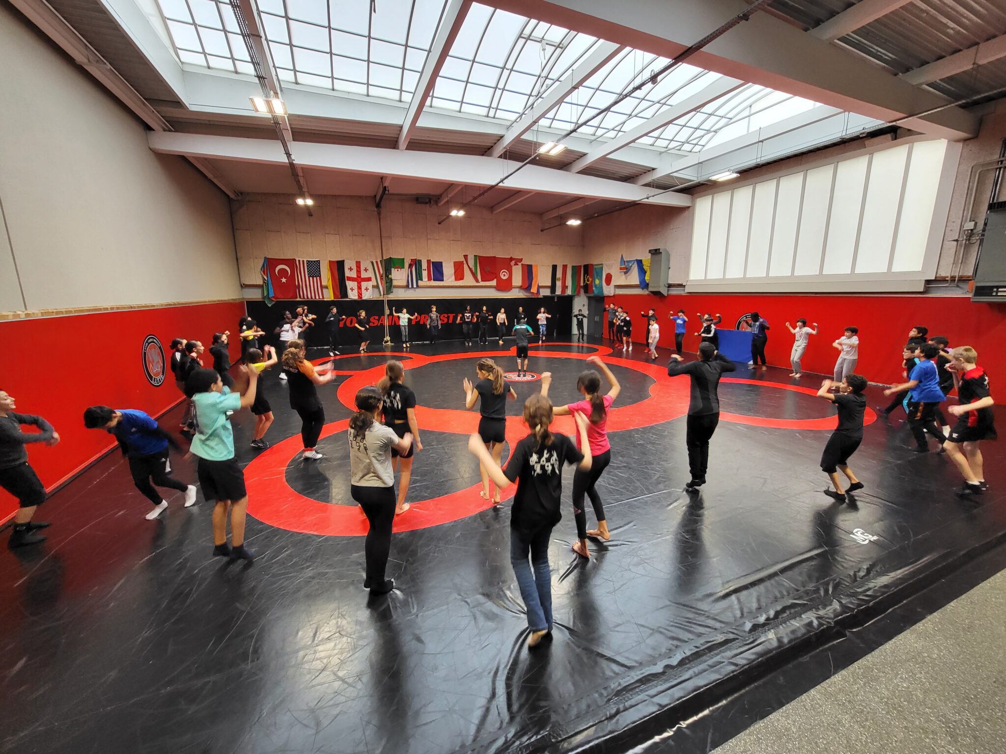 Rencontre de lutte au college colette – Site Internet du Collège COLETTE